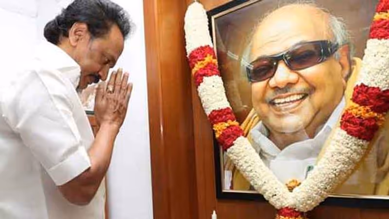 இந்திய அரசியல்வாதிகளில் இதுவரை யாரும் செய்யாத சாதனைகளுக்கு ...