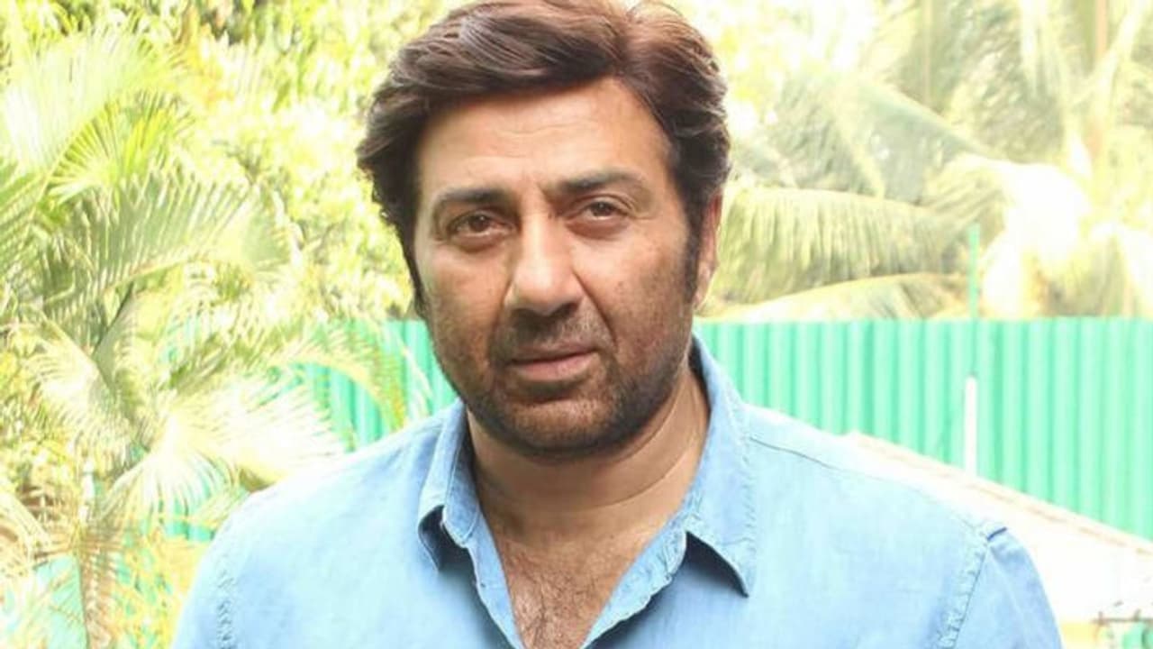 Sunny Deol ने 'डर' के सेट पर की थी ऐसी हरकत कि हैरान रह गए थे सभी | Sunny Deol Revealed That He ...