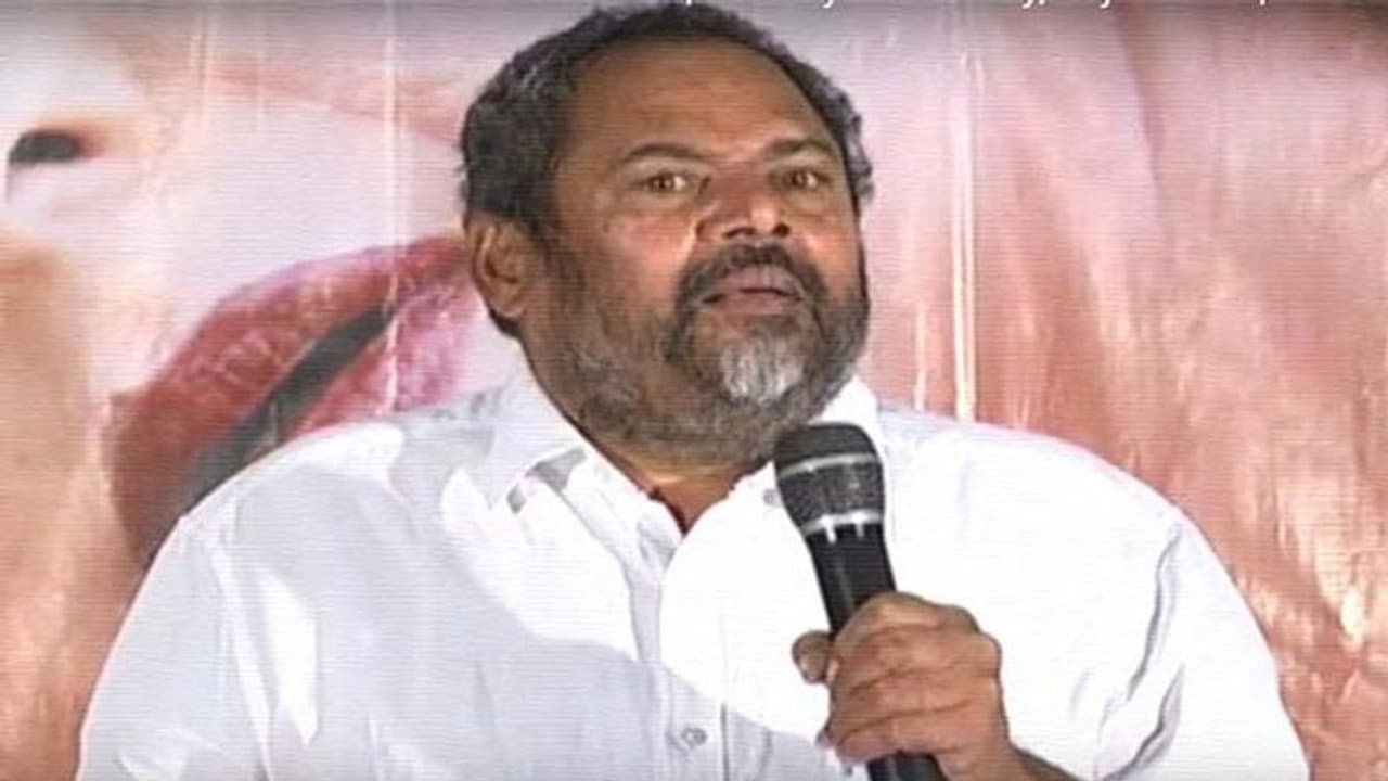 కరోనా వ్యాప్తి వార్తలు కార్పొరేట్ సంస్థల కుట్రే- ఆర్ నారాయణమూర్తి ...