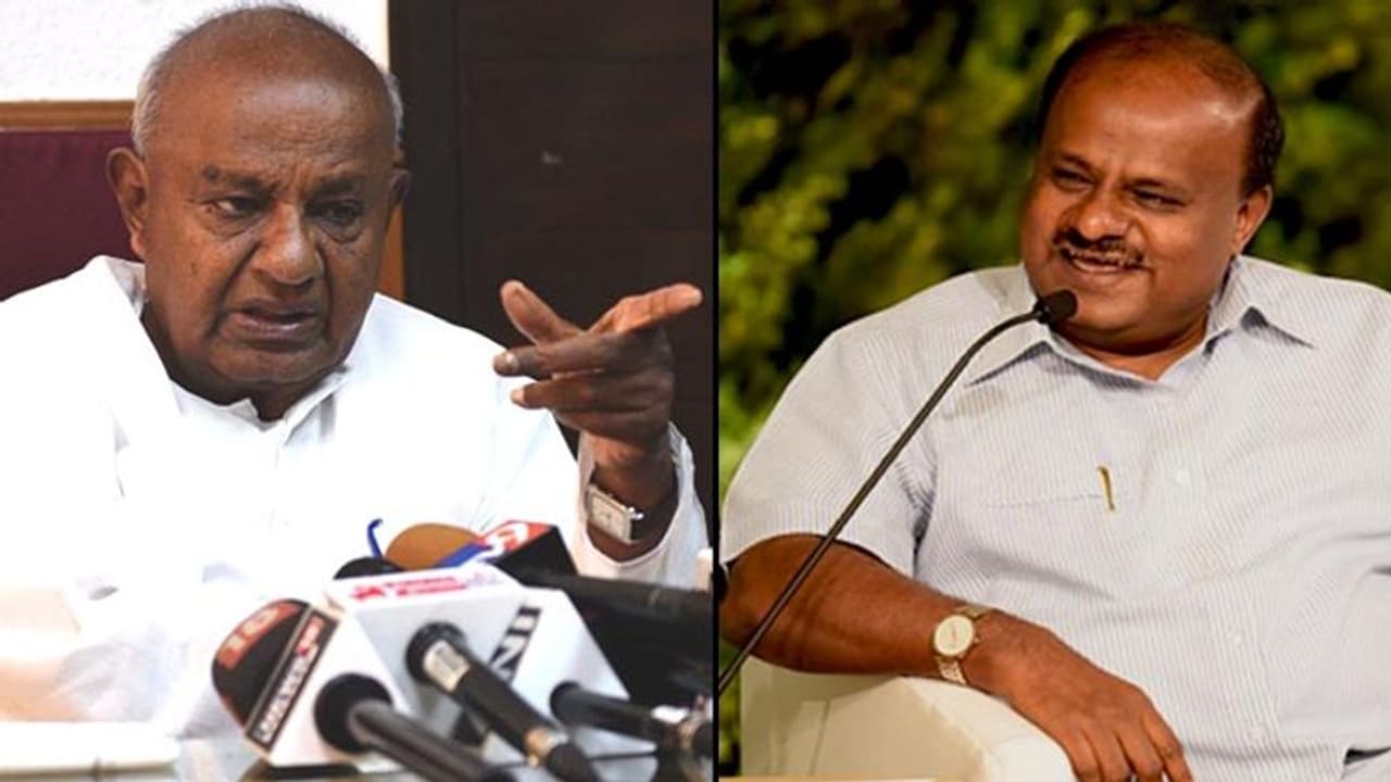 Kumaraswamy wants to see father Deve Gowda as PM again, plays Kannadiga ...