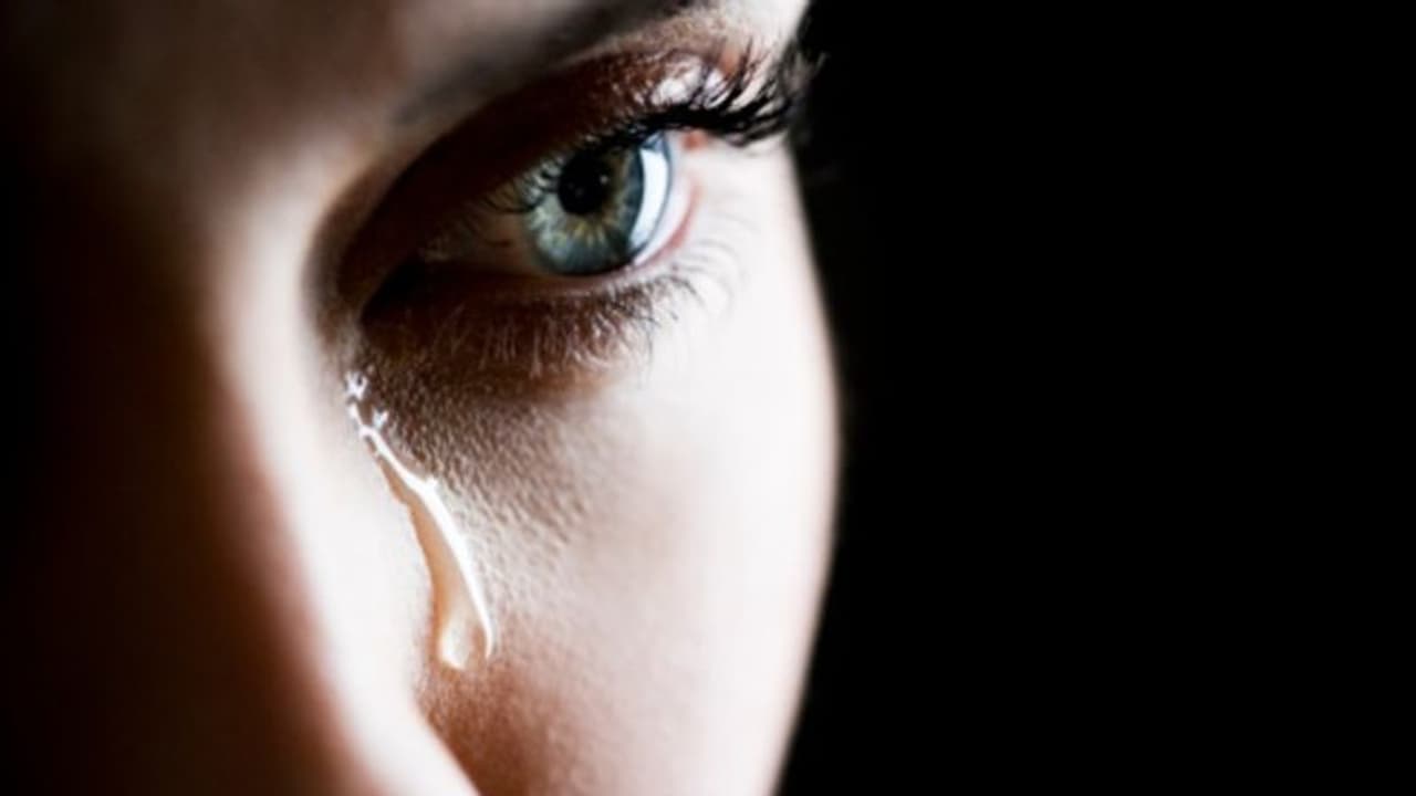 Sniffing women's tears lessens aggressive behaviour in men? rsl ...