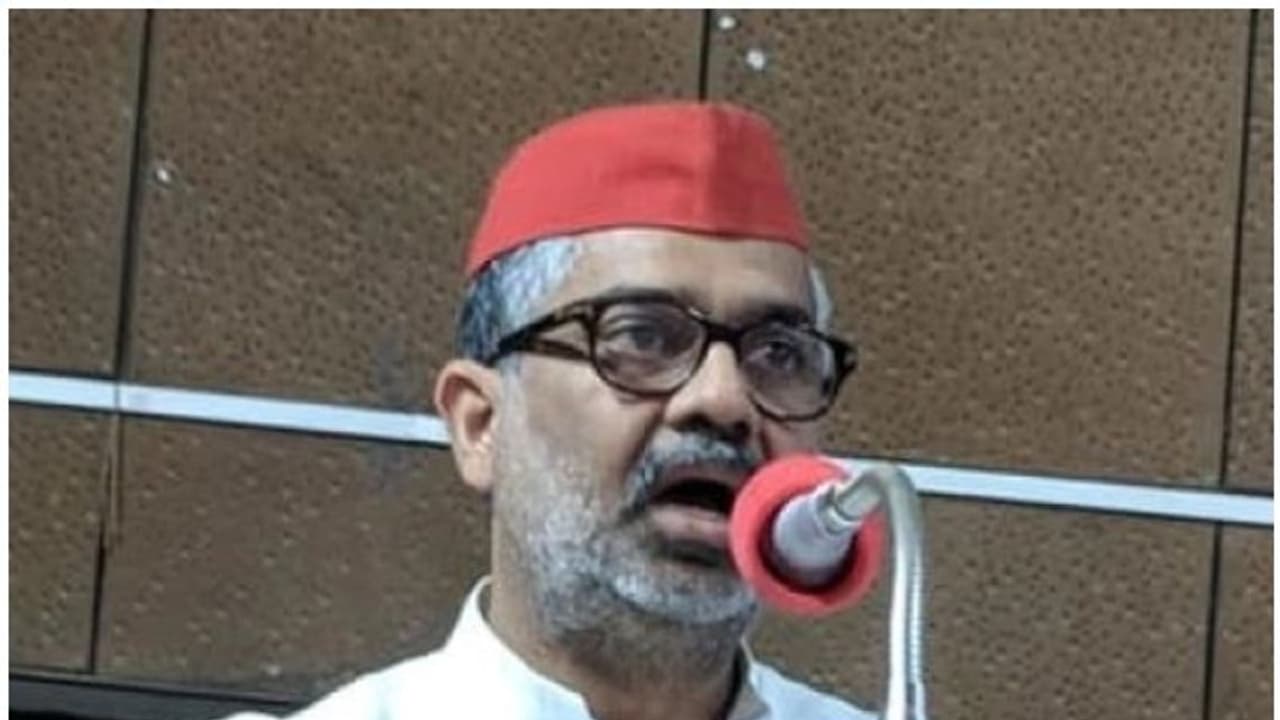 മുന്‍ പ്രധാനമന്ത്രിയുടെ മകന്‍ എംപി സ്ഥാനം രാജിവെച്ചു ...
