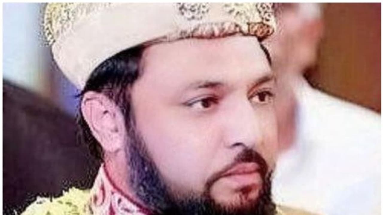 From Mughals, with love! Prince Habeebuddin Tucy offers gold brick for ...
