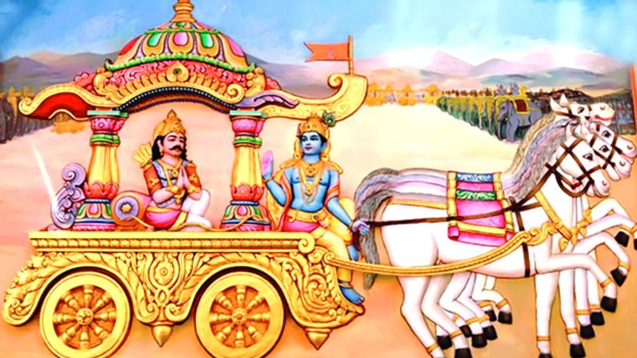 10 Benefits: From youth to old, know which individual should read geeta ...