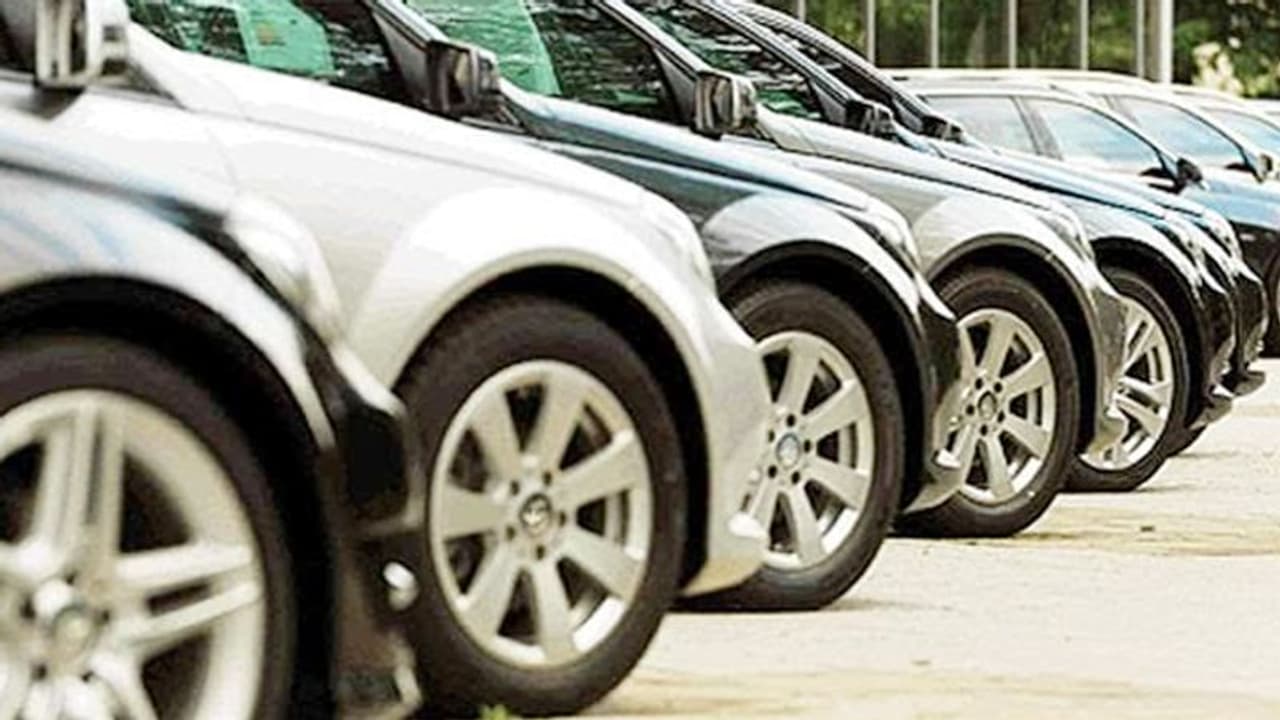 ಕದ್ದ ಕಾರಿಗೆ ಗುಜರಿ ಕಾರಿನ ಚಾಸಿ ಹಾಕಿ ಮಾರಾಟ! | Sold Car Sold After Using ...