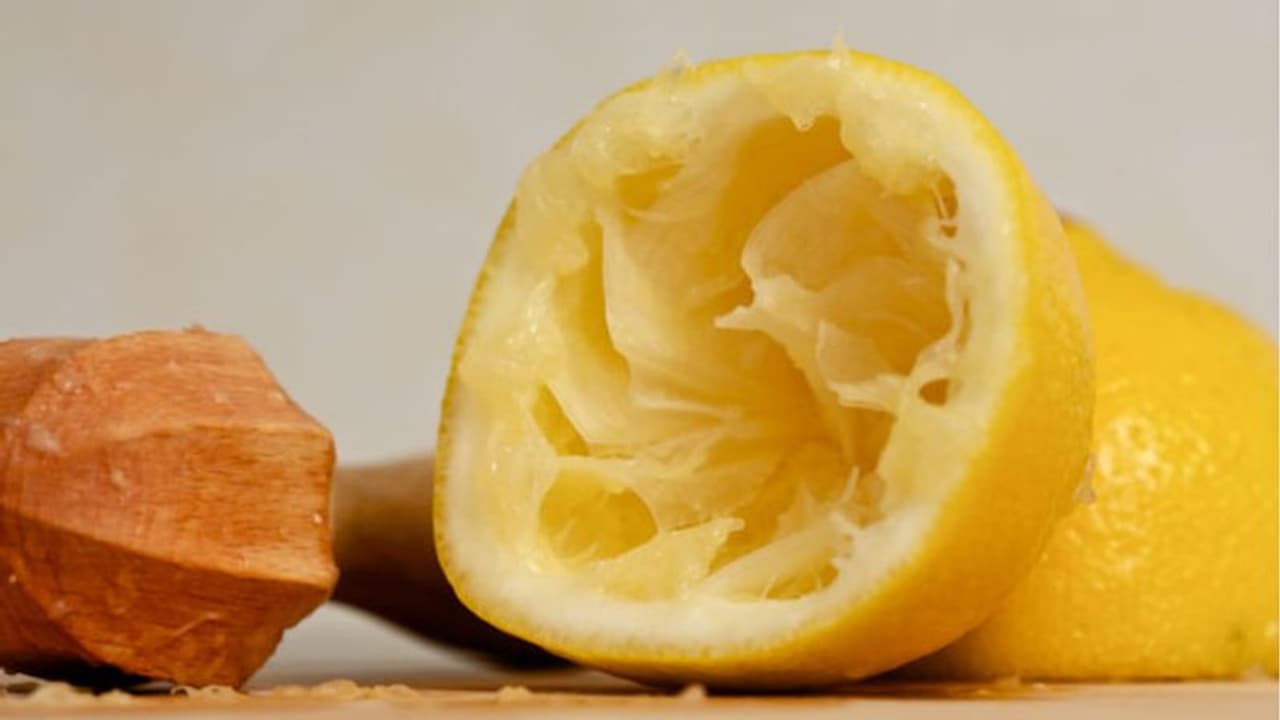 Lemon Peel For Skincare | முகத்திற்கு எலுமிச்சை தோல் நன்மைகள் பற்றி ...