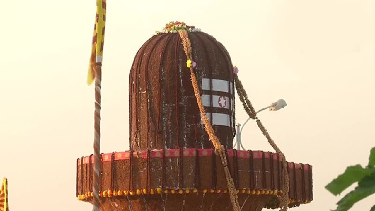 Purattasi Valarpirai: இன்று புரட்டாசி வளர்பிறை பிரதோஷம்..! எந்த முறை ...