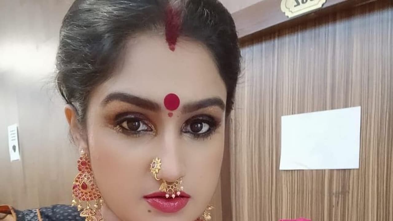 ராஜமாதா கெட்டப்பில் வனிதா... தீயாய் பரவும் போட்டோவை பார்த்து கண்டபடி ...