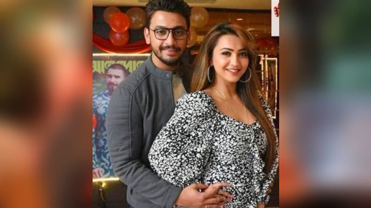 Covid 19 Negative Bony-Koushani: 'নেগেটিভ এখন নতুন পজিটিভ', করোনামুক্ত ...