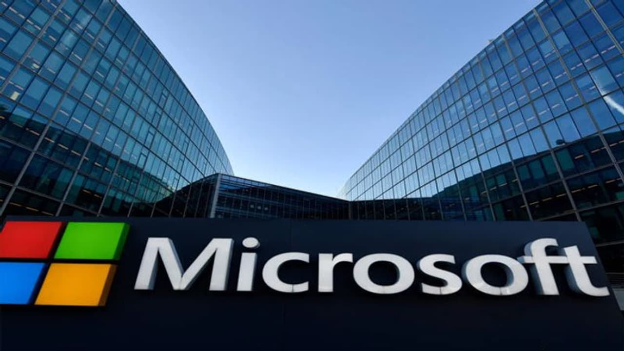 Microsoft to retire Windows 10 in 2025 | Asianet Newsable