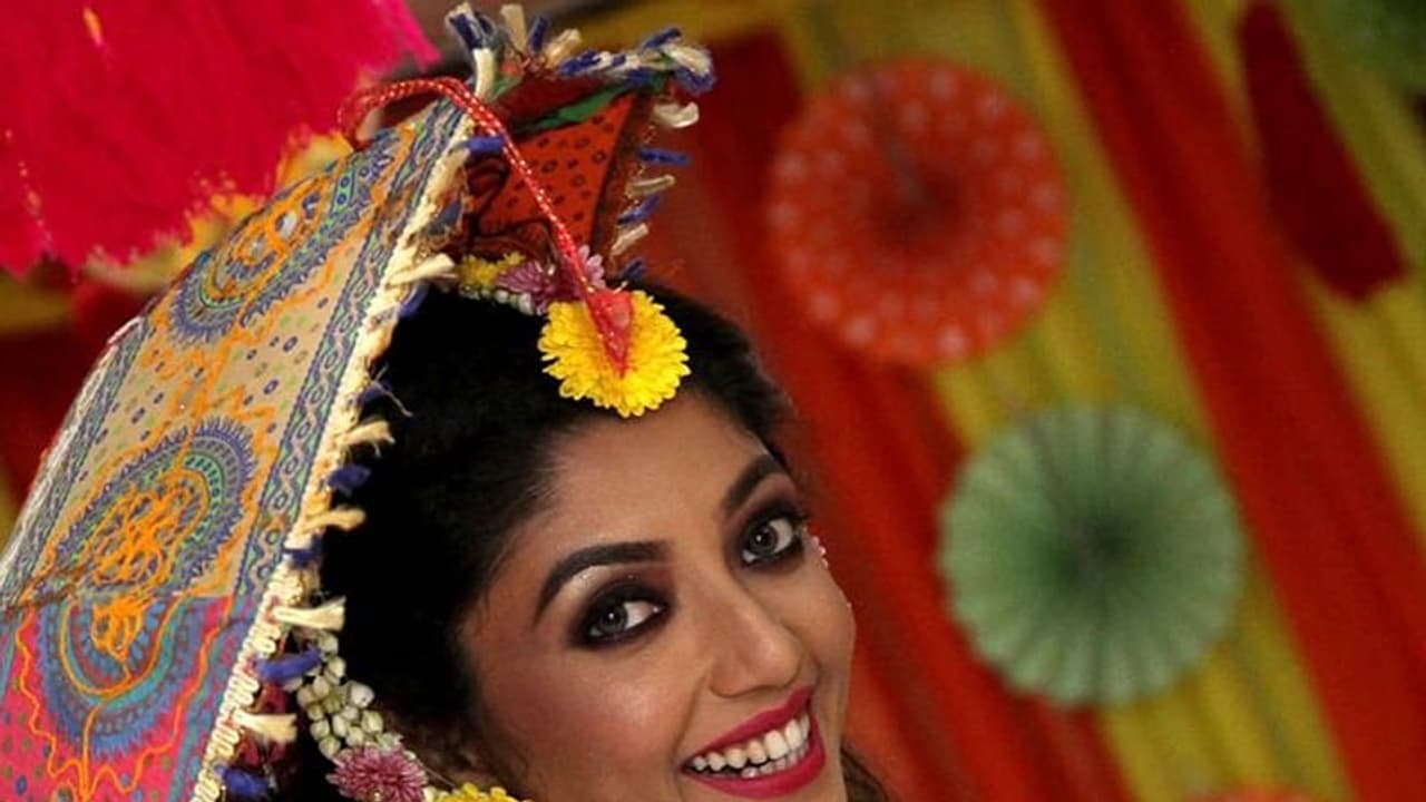 International Men's Day : জীবনের বিশেষ দুই পুরুষকে ভালবাসা উজাড় ...