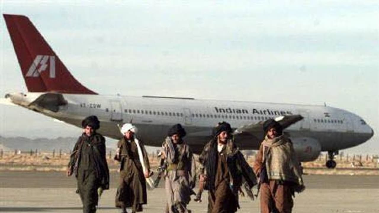 IC-814’s deadliest hijacker Mistry Zahoor shot dead in Karachi, Masood ...