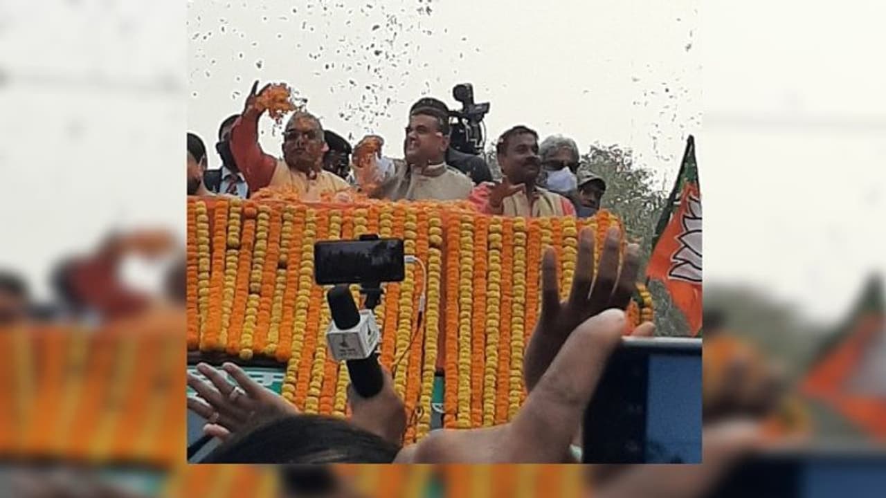 'Goli Maro' slogan raised at Suvendu Adhikari's rally in Kolkata ...