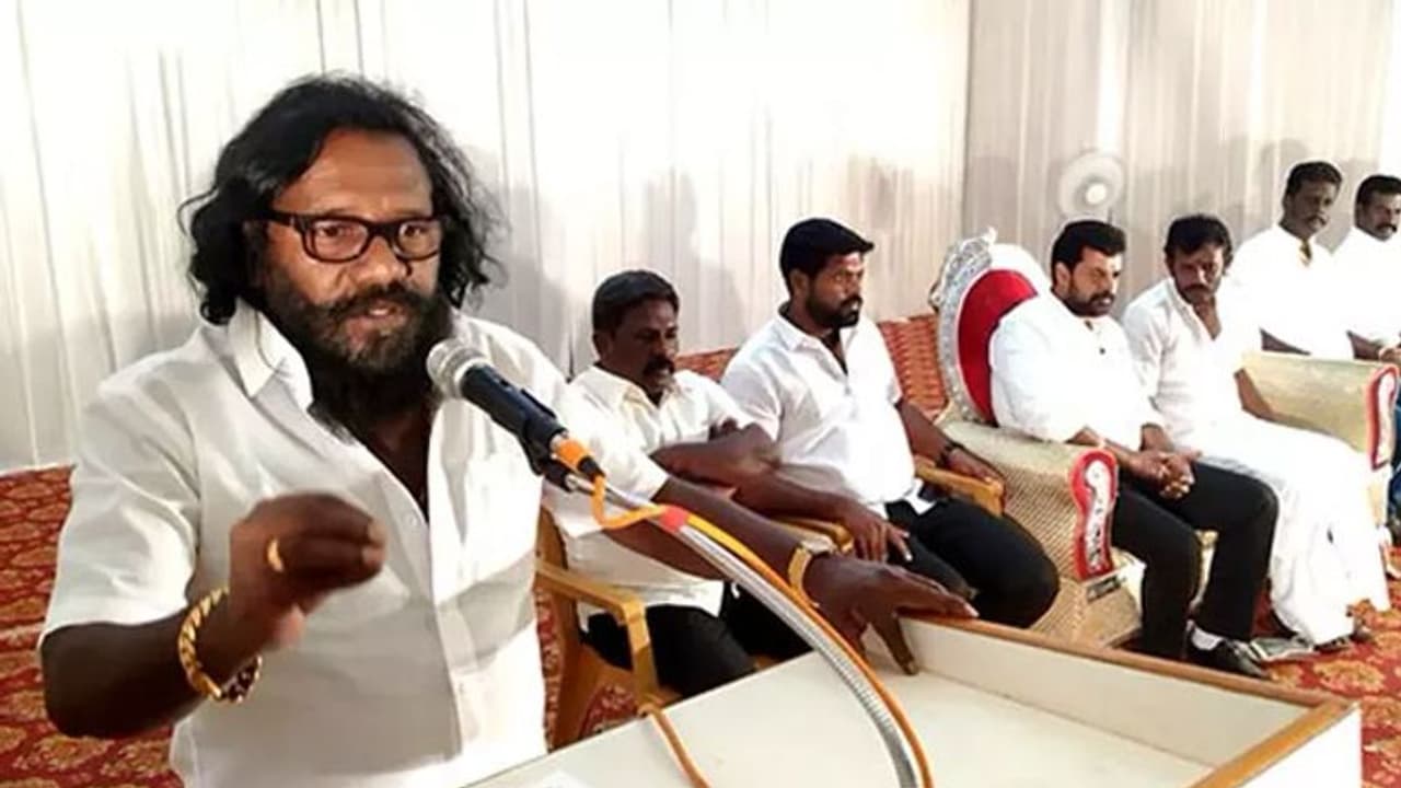அப்பாடா.. வன்னியர்களுக்கு இட ஒதுக்கீடு கிடைக்காதது ரொம்ப சந்தோஷம் ...
