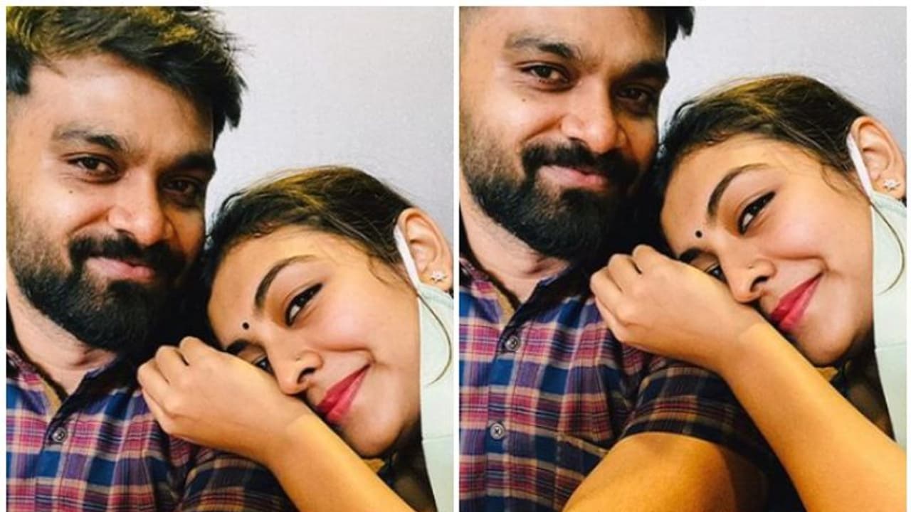 'ഭക്ഷണത്തിനായി കാത്തിരിക്കുമ്പോള്‍ അവള്‍ സെല്‍ഫിക്കായി വരുന്നൂ', അര്‍ജു ...