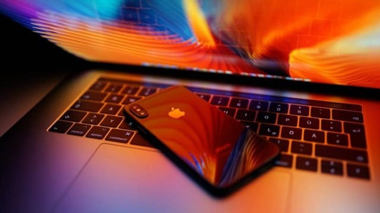 Is your Apple iPhone working slow? Here are few tips to speed it up ...