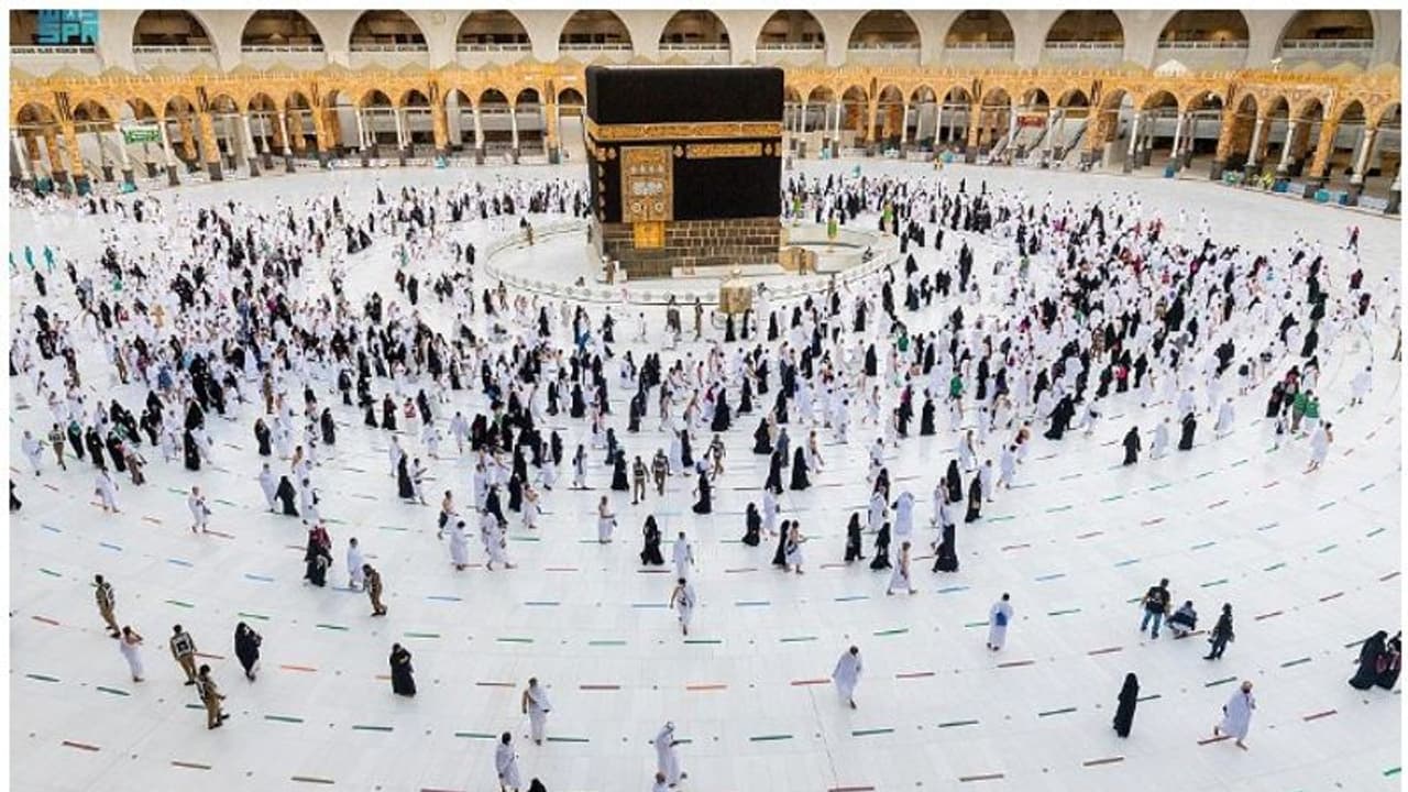 Hajj 2023: Over 2000 pilgrims from Kerala reach Mecca | Asianet Newsable