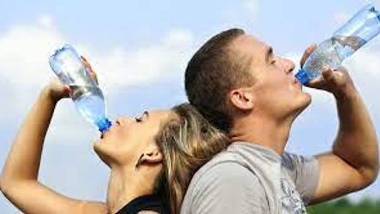 What Happens When You Drink Too Much of Water: ಸಿಕ್ಕಾಪಟ್ಟೆ ನೀರು ...