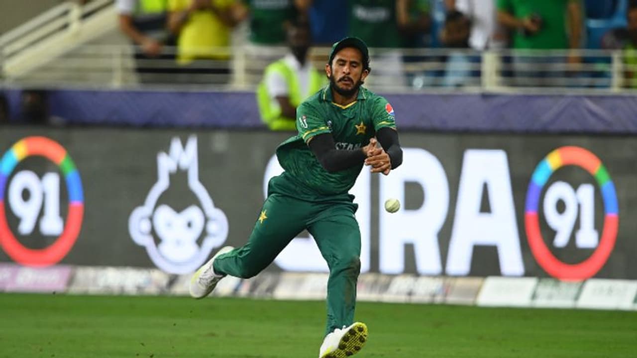Hasan Ali’s Viral Brain Fade Moment: Shushing Empty Stadium After ...