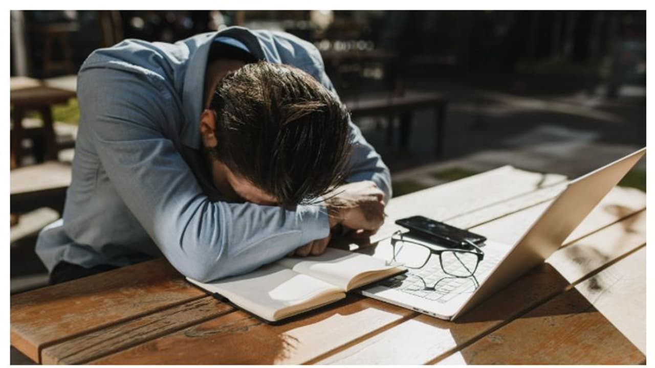 Bengaluru start-up announces 'Right to Nap', allows 30-min break for ...