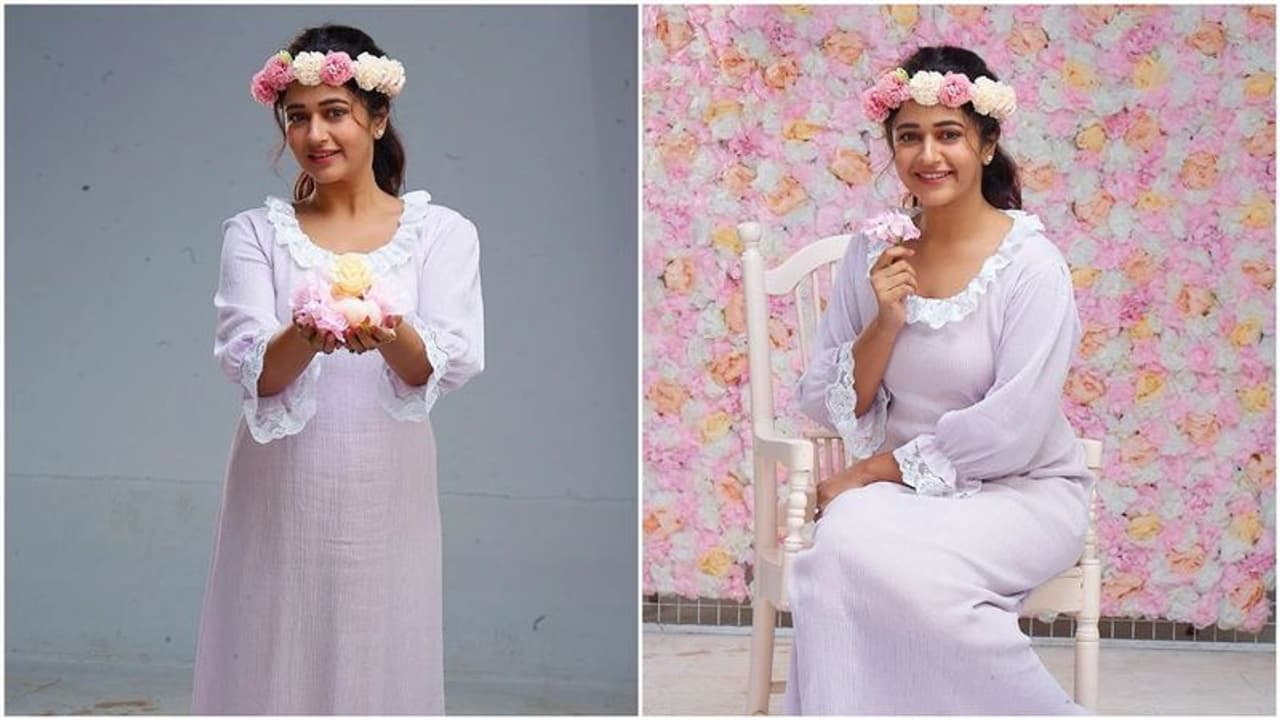 Poonam Bajwa angel pose : ஹாட் போஸுக்கு லீவ் விட்ட பூனம் பஜ்வா..புதிய ...