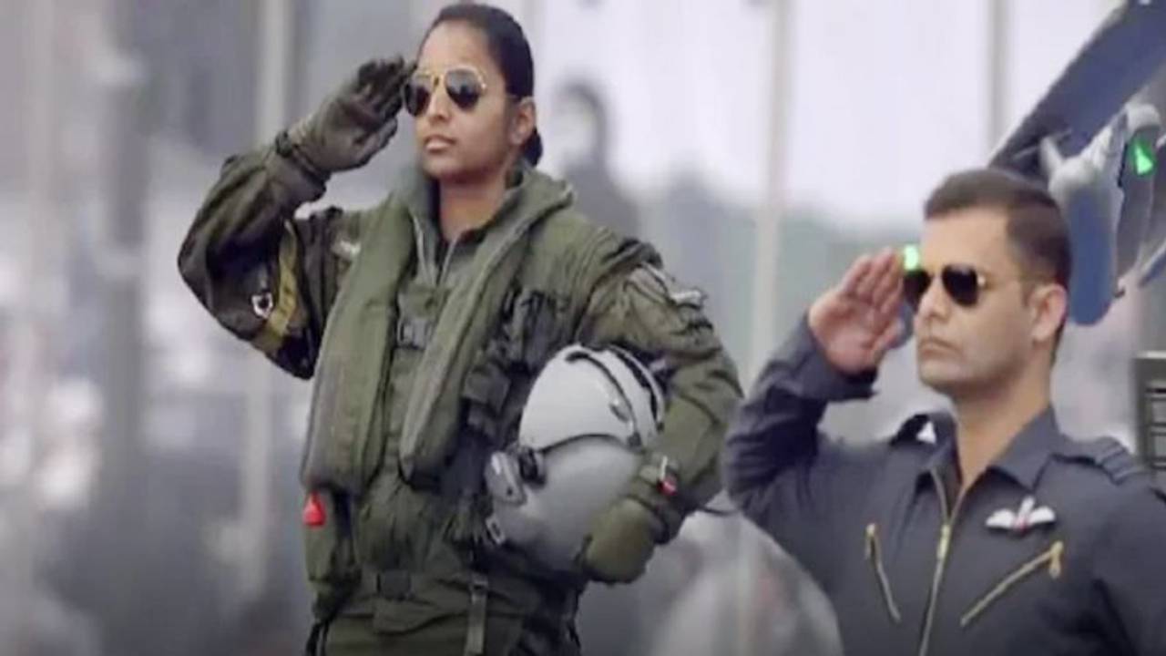 Aero India 2025: India's first and only woman Rafale pilot Shivangi ...