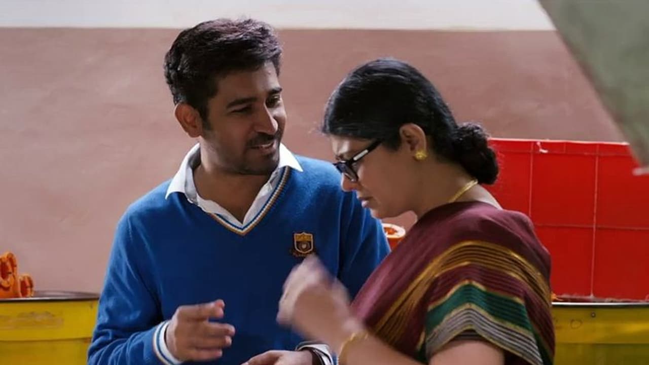 பிச்சைக்காரன் அம்மாவா இவங்க?..படத்தில் மில் ஓனர்..உண்மையில் அமெரிக்க ...