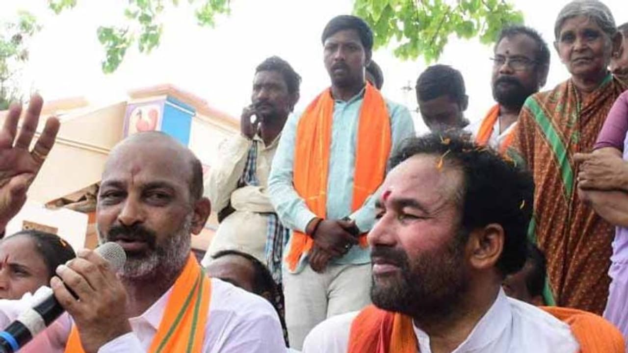 ఐక్యంగా పోరాడి బీఆర్ఎస్ ను గద్దె దింపుతాం - కిషన్ రెడ్డి, బండి సంజయ్ ...