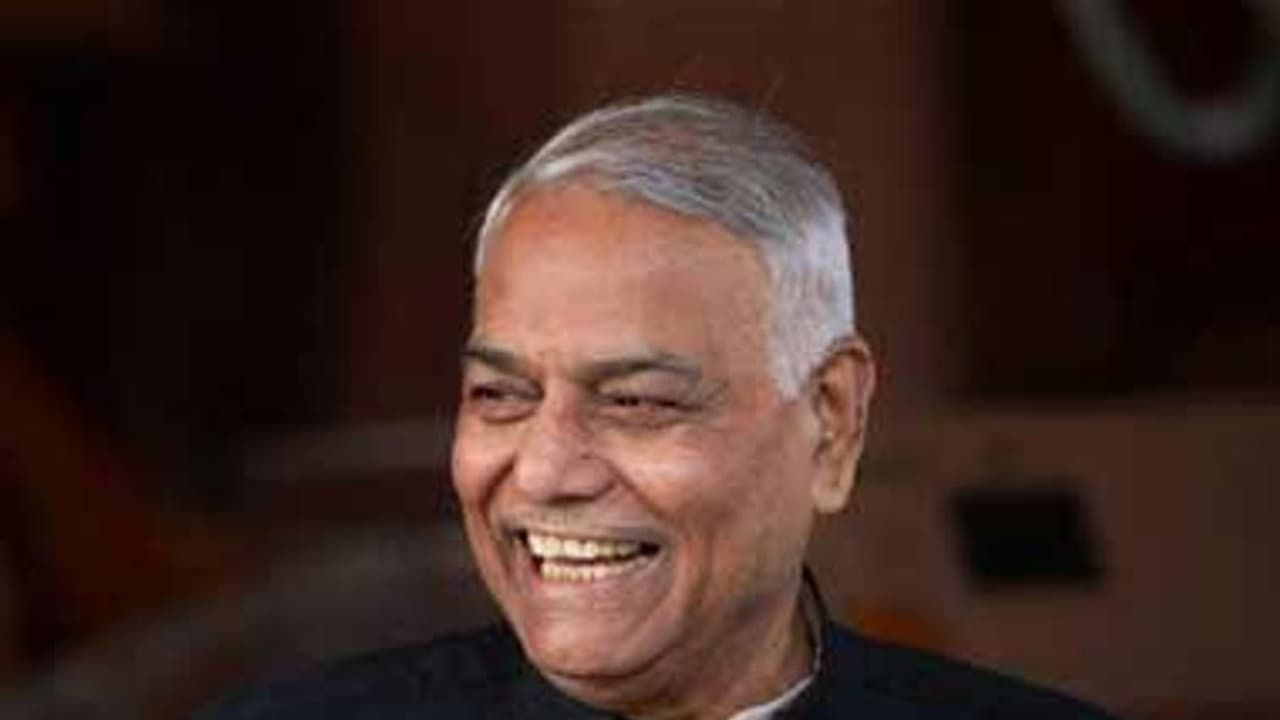 Yashwant Sinha’s Biography | Birth | Education | Family | Marriage ...