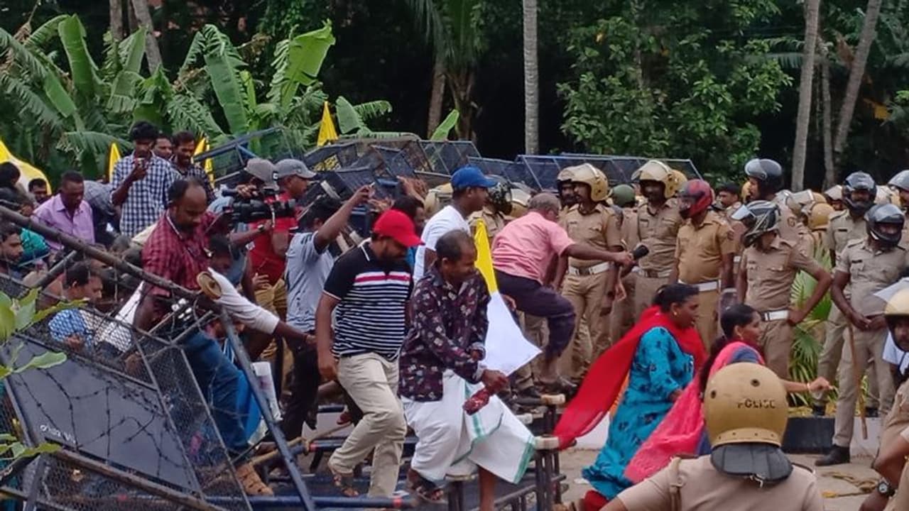 വിഴിഞ്ഞം തുറമുഖ സമരം 15ാംദിനം, സമരക്കാരുമായി ഇന്ന് വീണ്ടും മന്ത്രിതല ച ...