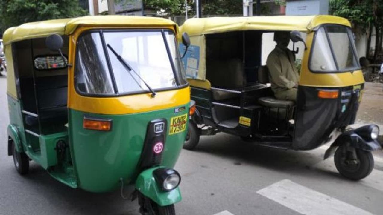 'Auto driver charged extra Rs100 over the fare...' man shares OLA ...