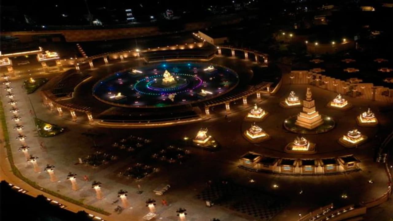 Mahakal Lok Pics: रात में कितना भव्य और दिव्य दिखता है उज्जैन का महाकाल ...