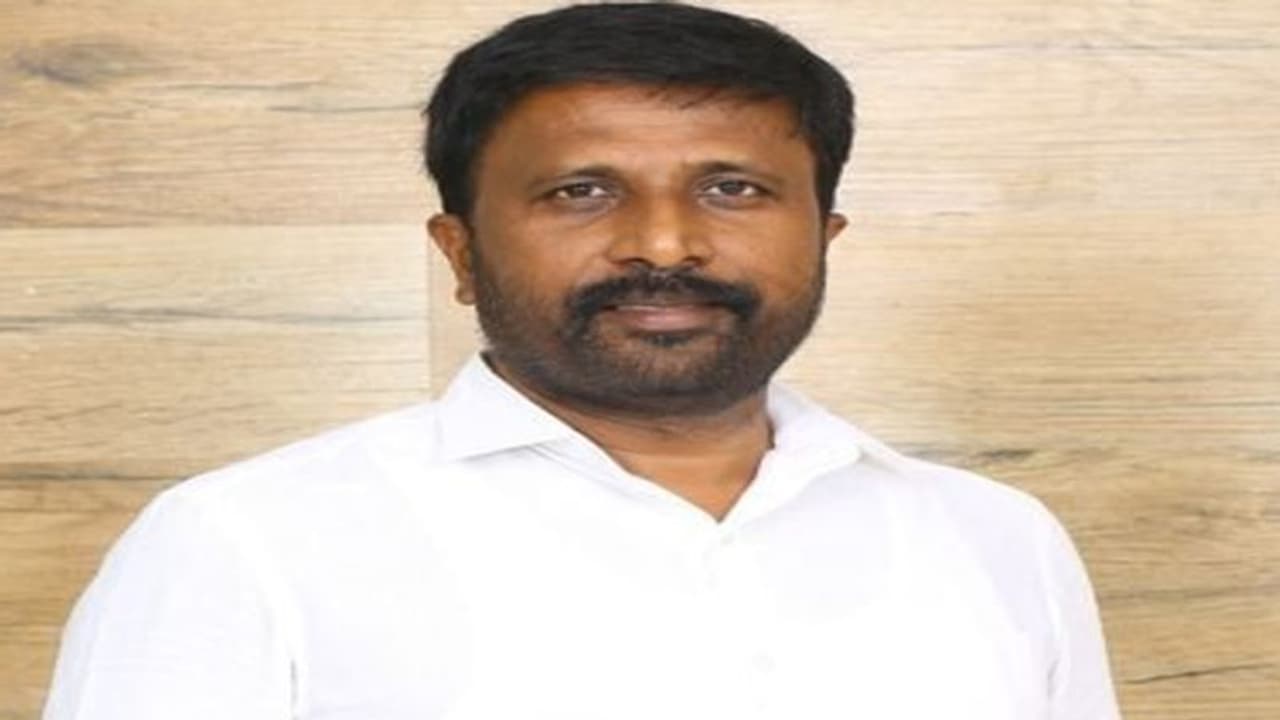 బీజేపీ నేత నాయిని నరోత్తం రెడ్డిపై పోలీసు కేసు నమోదు.. రాజ్ న్యూస్ ...
