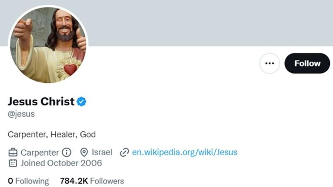 Twitter goes berserk after Jesus Christ gets a Blue Tick | Asianet Newsable