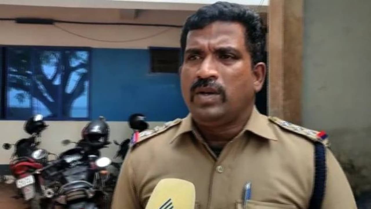 തൃക്കാക്കര കൂട്ടബലാത്സംഗ കേസ്, സിഐ സുനുവിന് സസ്‍പെന്‍ഷന്‍ | Ci Pr Sunu ...