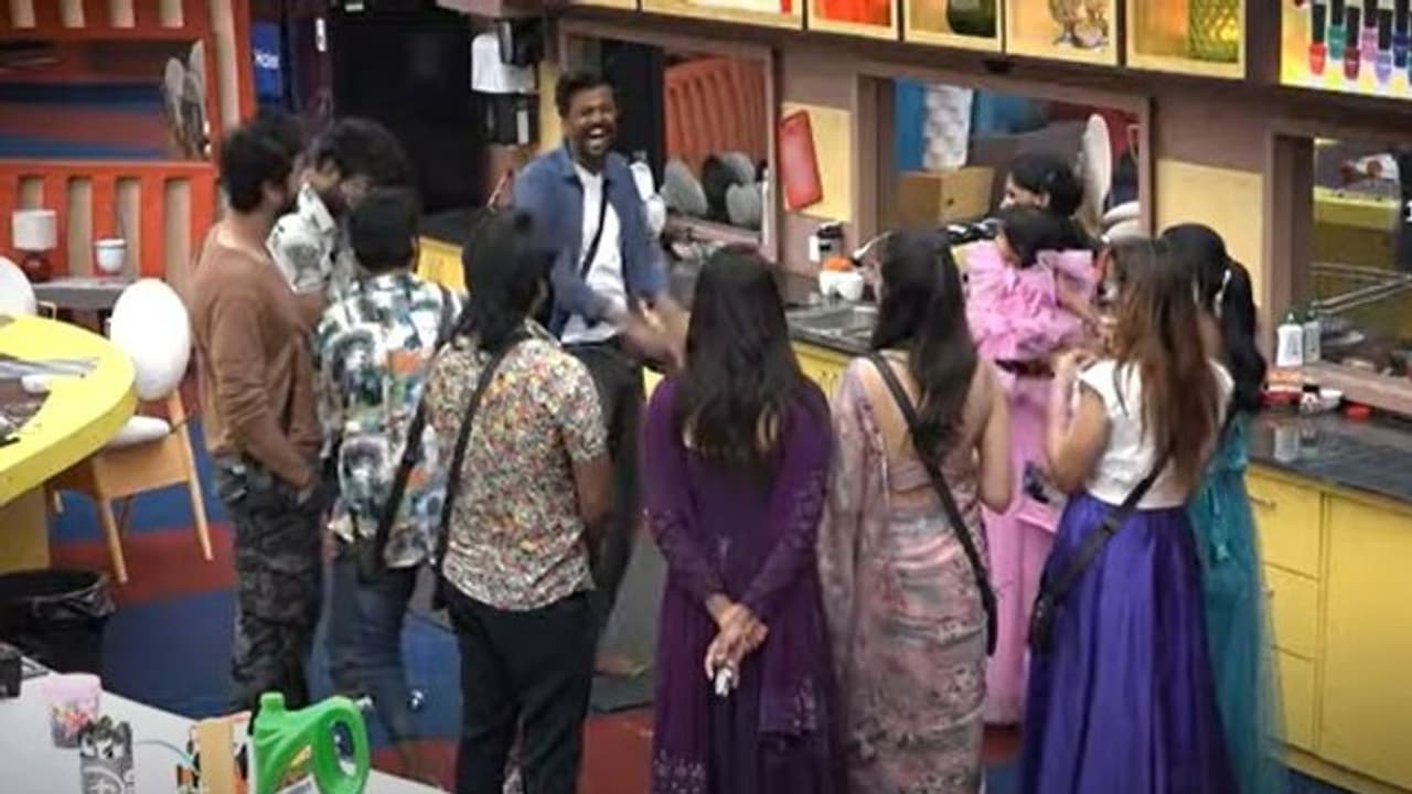 తన భార్య ముందే రెండో పెళ్లి ప్రస్తావన తెచ్చిన ఆదిరెడ్డి.. ఆ జంటని చూసి ...