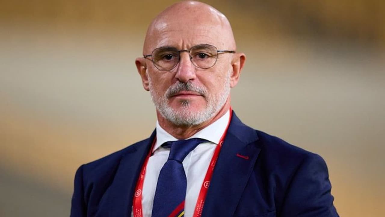 Who is Luis de la Fuente, Luis Enrique's replacement as Spain's new ...
