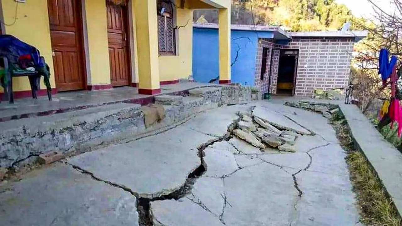 Centre to install micro-seismic observation systems at 'sinking ...