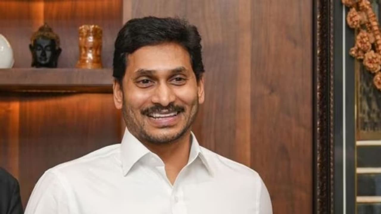 Jagan Mohan Reddy is India's richest CM, Telangana's KCR has maximum ...