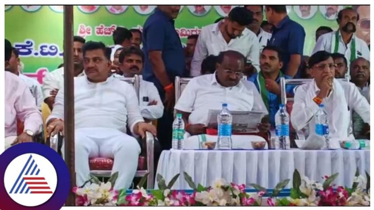 ಕಾಂಗ್ರೆಸ್ ತೊರೆದು ಜೆಡಿಎಸ್ ಸೇರಿದ ಕೆ.ಟಿ ಶಾಂತಕುಮಾರ್, ಕುಮಾರಸ್ವಾಮಿಯಿಂದ ಸ್ವಾಗತ ...