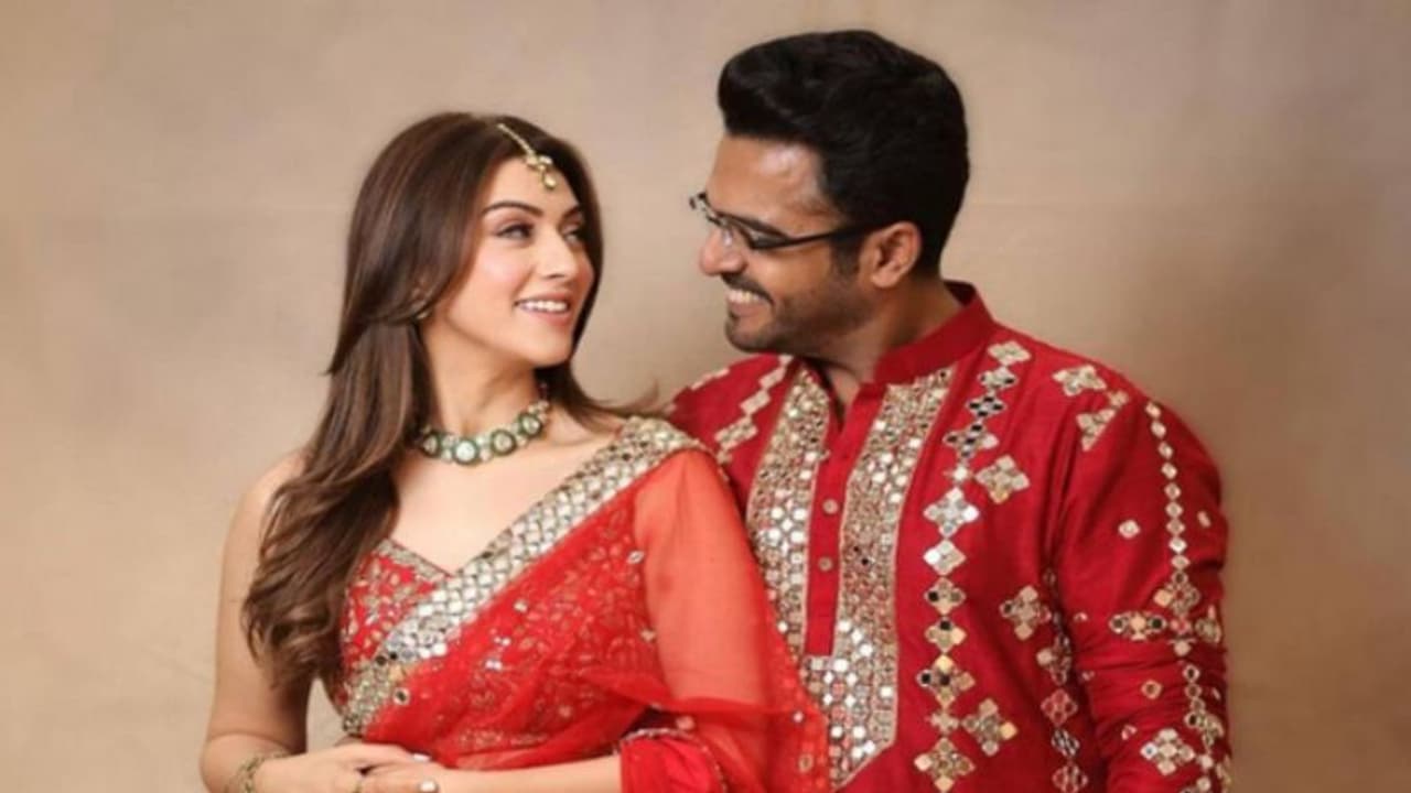 పెళ్ళికి ముందే చేతిపై పచ్చబొట్టు.. భర్త సోహెల్‌ చేసిన పనికి ఎమోషనలైన ...