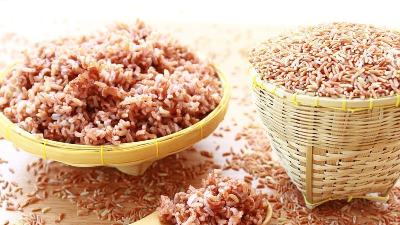 Is red rice better than white rice?rsl | Is Red Rice Better Than White ...