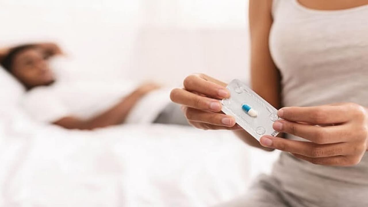 19-Year-Old's Death Linked to Rare Side Effect of Contraceptive Pill ...