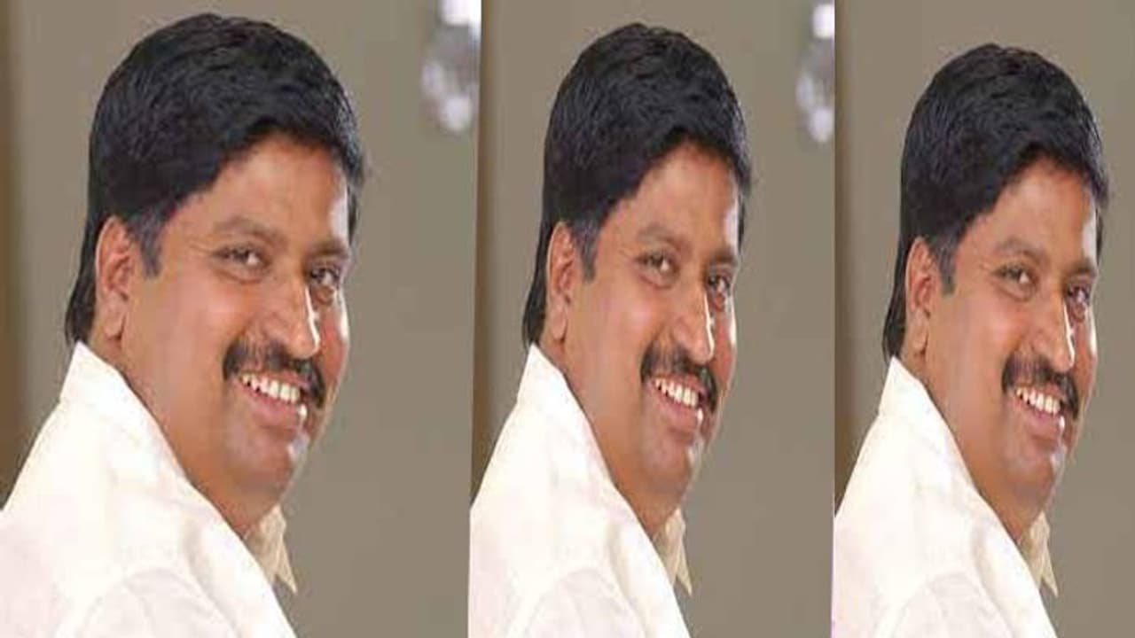 పెదకూరపాడు అభివృద్దిపై చర్చకు ఎప్పుడైనా సిద్దమే: కొమ్మాలపాటి శ్రీధర్ ...