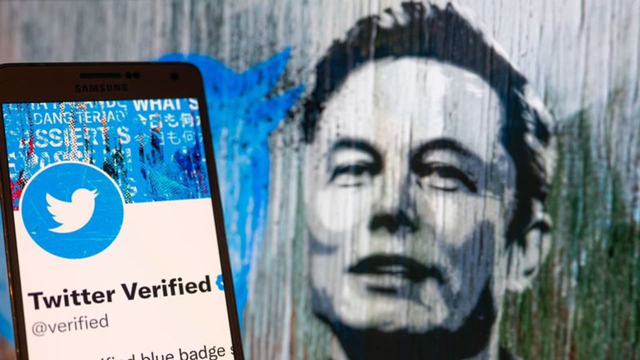 '4/20': Twitter to remove blue ticks from today, only Blue subscribers ...