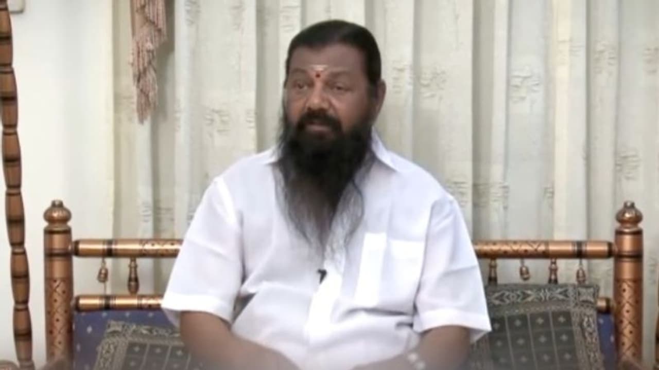 பிரபல மிருதங்க வித்வான் காரைக்குடி மணி காலமானார்! | mridangam expert ...