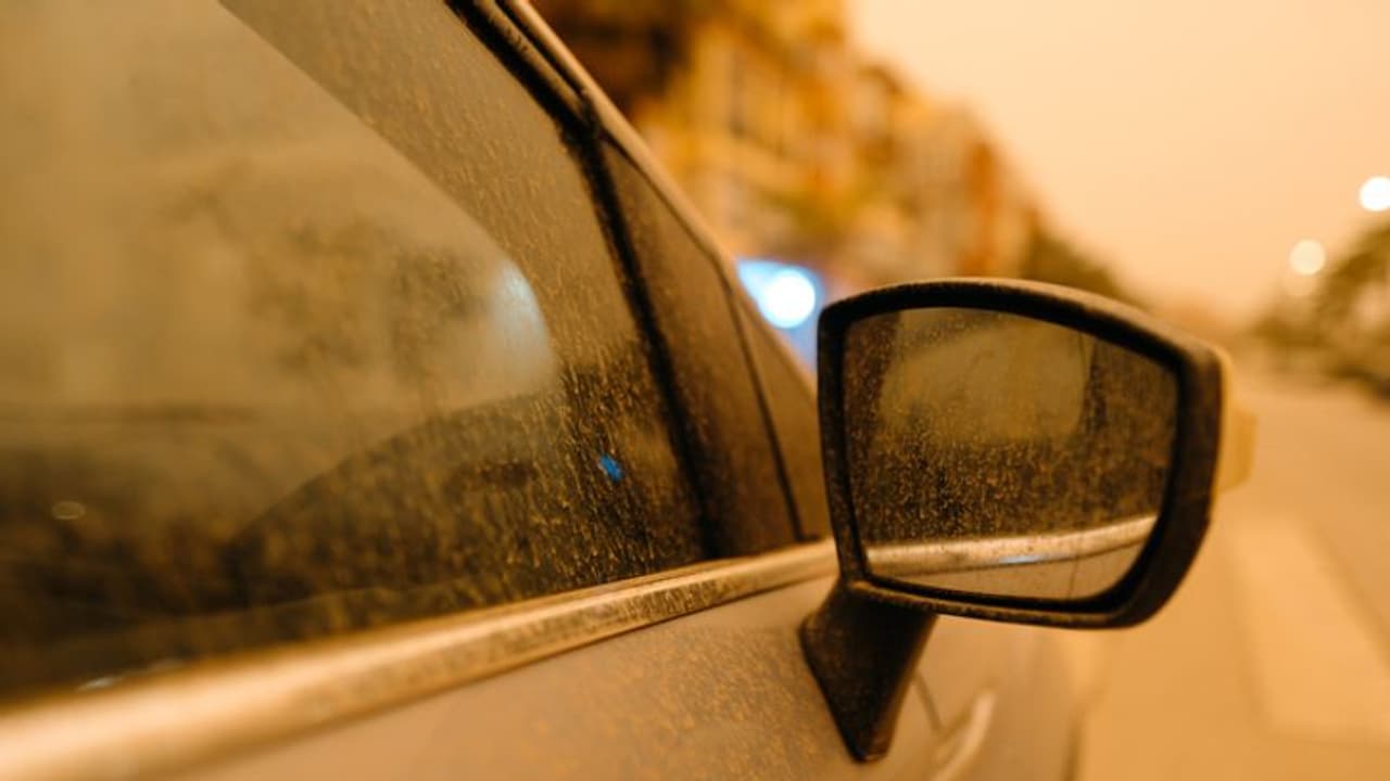 Dust storm in Delhi: 5 ways to protect yourself from Air pollutants and ...