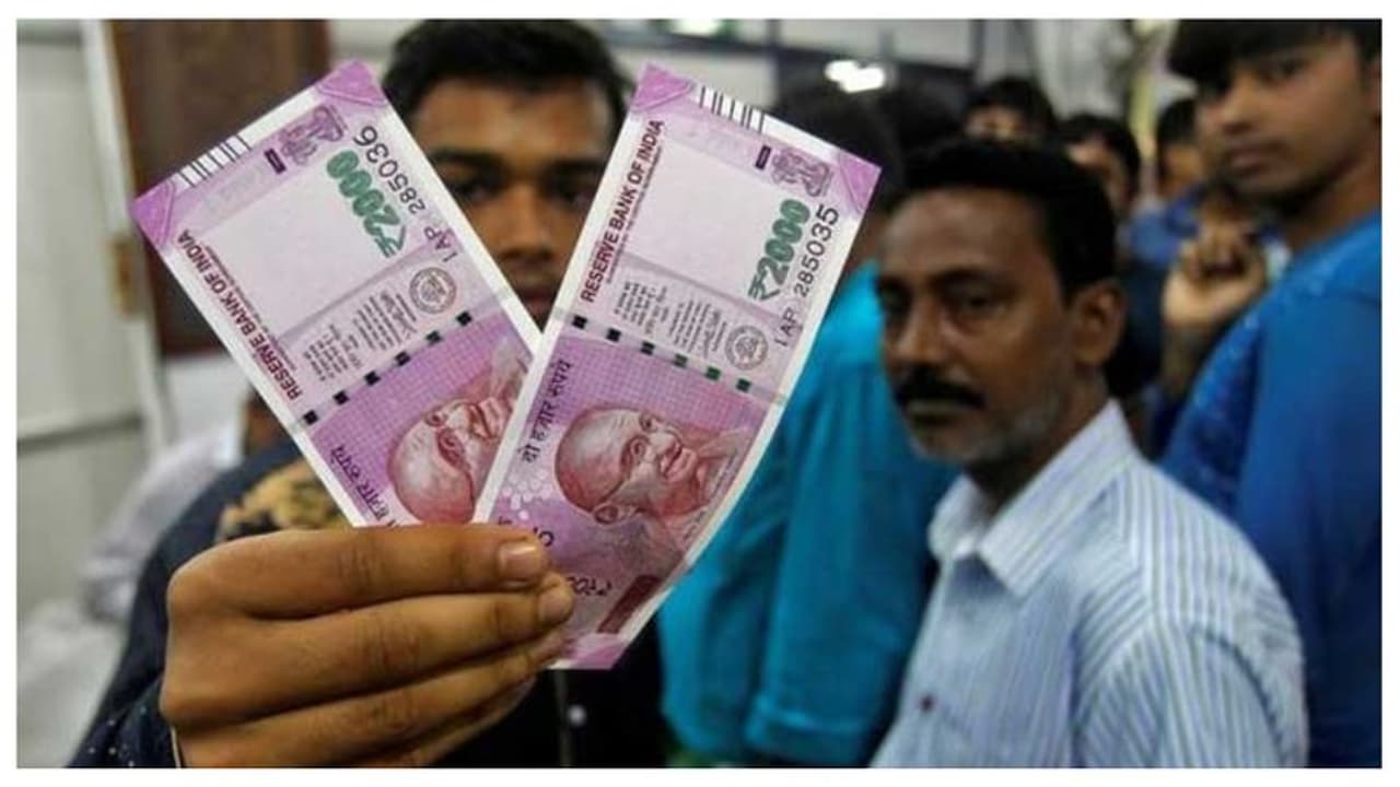 2000 Note Ban : ಮಾರುಕಟ್ಟೆಗಳಲ್ಲಿ ಹೆಚ್ಚಿದ .2 ಸಾವಿರ ನೋಟಿನ ಅಬ್ಬರ | 2 ...