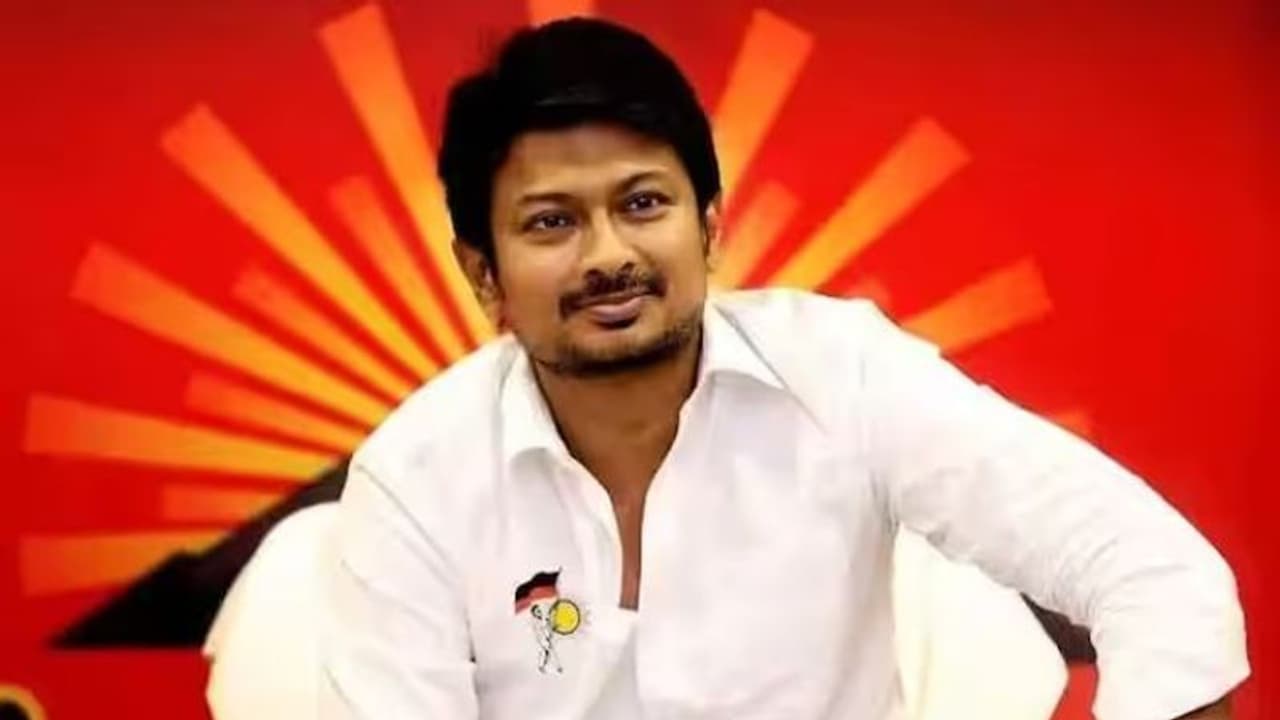 Udhayanidhi Stalin : நீட் அநீதிக்கு எதிராக தொடர்ந்து கையெழுத்து ...