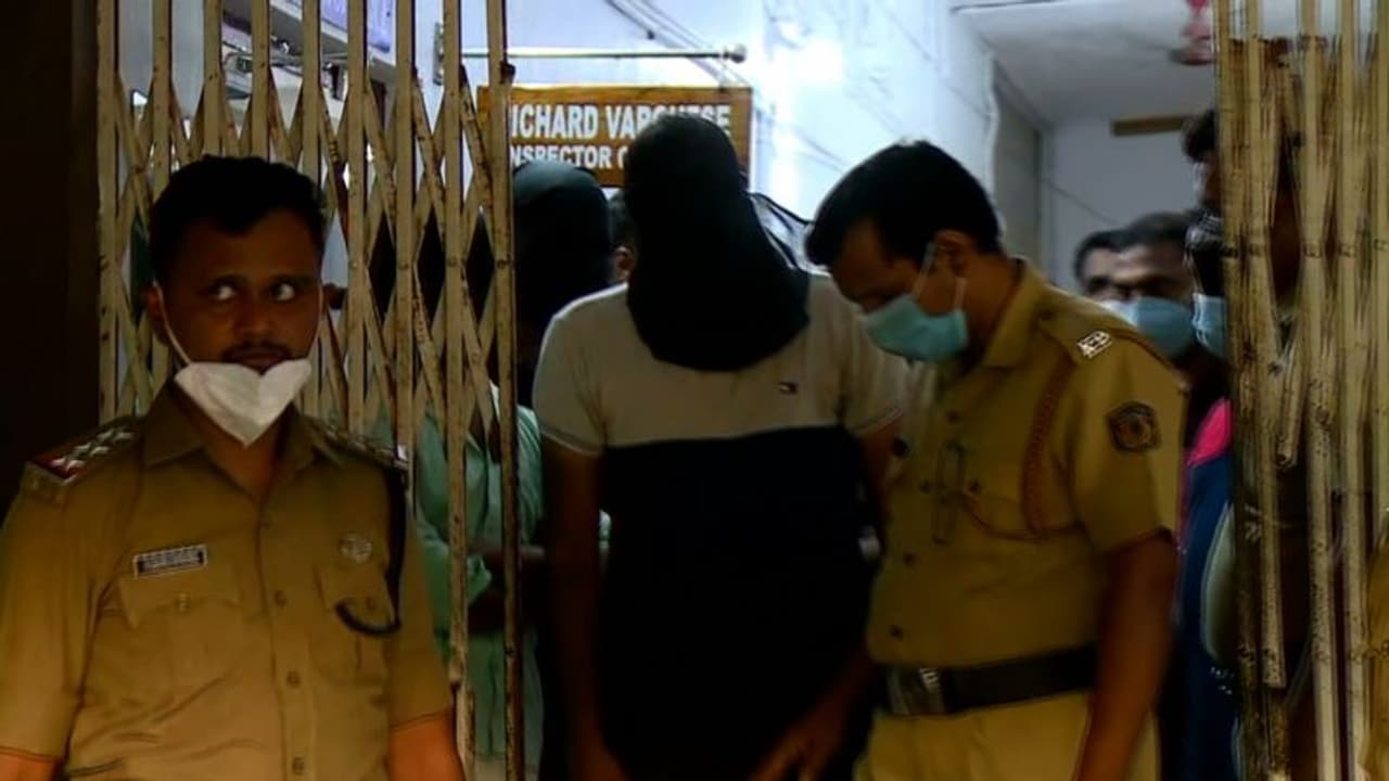 Prime accused in Kerala's partner-swapping case dies by suicide ...